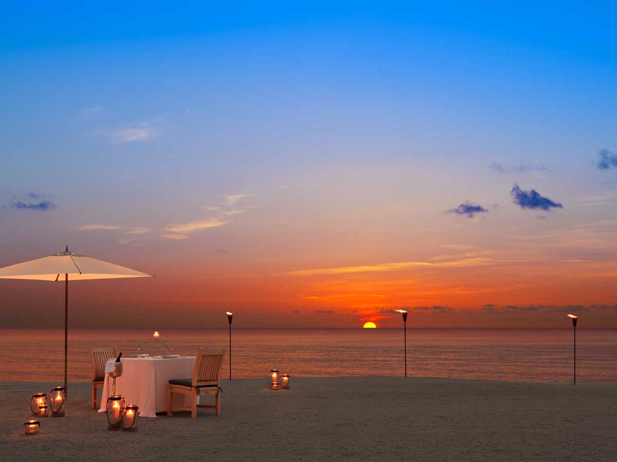 Restaurants in Naples FL | BALEEN on the Beach | LaPlaya